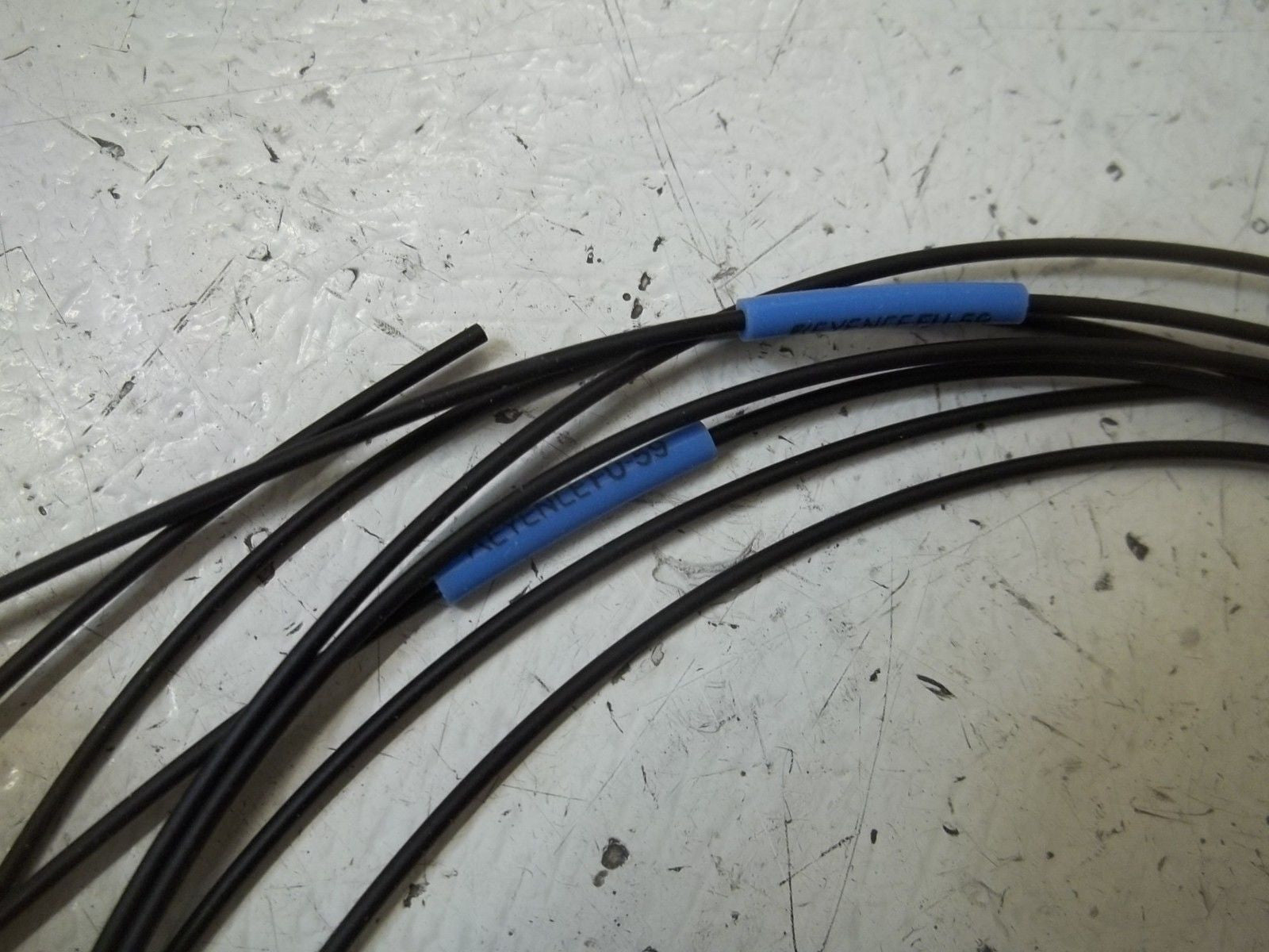 KEYENCE FU-59 FIBER OPTIC SENSOR (AS PICTURED) *NEW IN BOX* – MRO ...