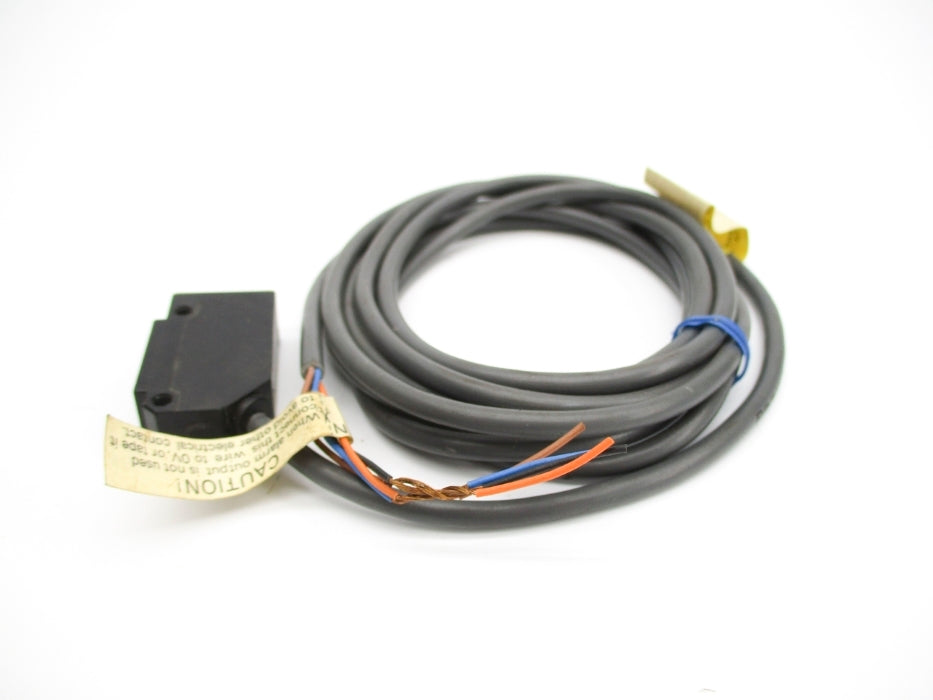 OMRON E3V-R2C43S 12-24VDC NSNP – MRO Global Solutions