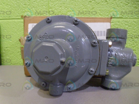 ROCKWELL 043-180 GAS REGULATOR * NEW IN BOX