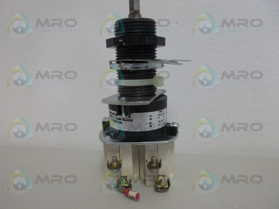 CROUSE-HINDS 0205871-1 OPERATOR MODULE SWITCH *USED*