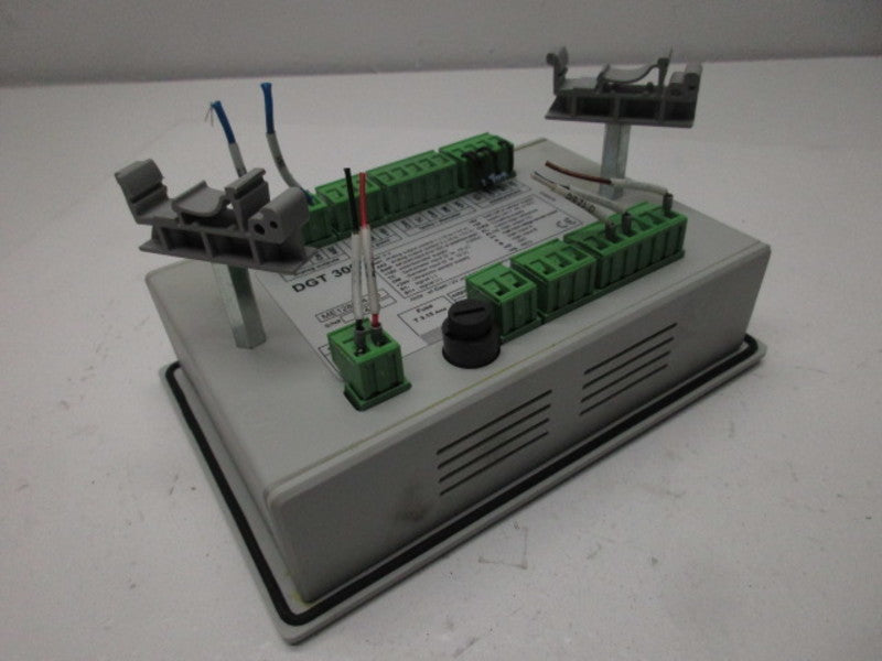 MEROBEL DGT300 ME128884-00 DIGITAL CONTROLLER * USED