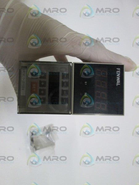 FENWAL DIGITAL TEMPERATURE CONTROLLER AR24L-04-SAK-AH NSMP