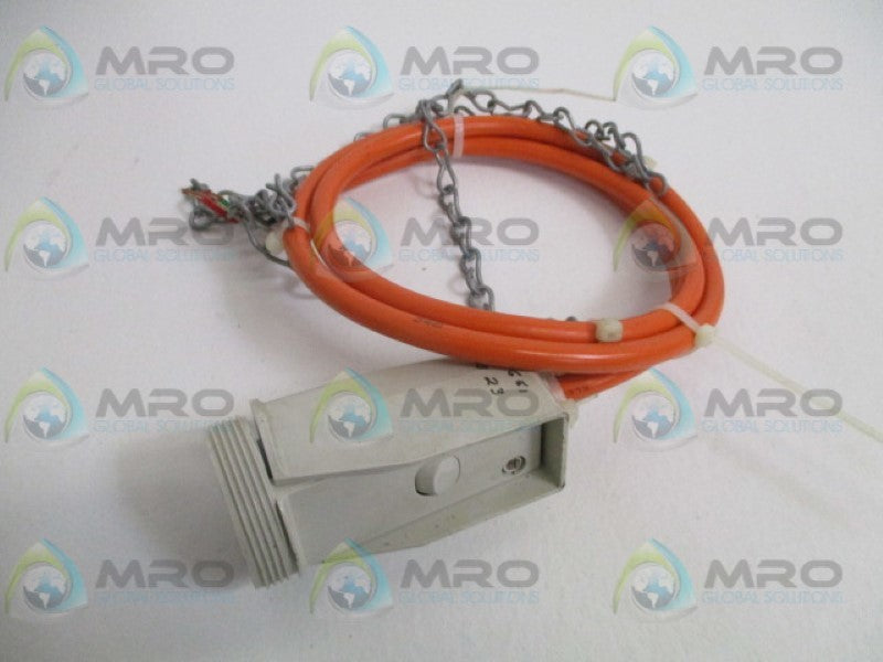 CLIPSAL SS15 SUSPENSION SINGLE SWITCH SOCKET OUTLET UNMP – MRO Global ...